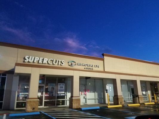 SUPERCUTS - Updated August 2025 - 23 Reviews - 1227 W 43Rd St Ste B ...