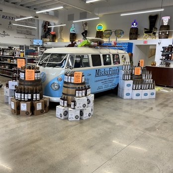 MICKY FINN’S LIQUOR AND BEVERAGE - Updated December 2025 - 30 Photos ...