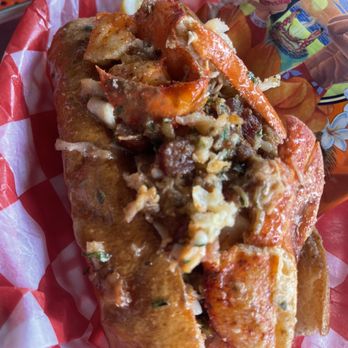 FAT CHEEKS HAWAII - 1280 Photos & 503 Reviews - 1200 Ala Moana Blvd ...