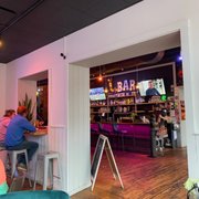 POUNDS - 94 Photos & 95 Reviews - American (Traditional) - 612 1st Ave ...