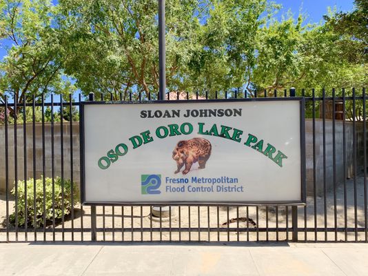 OSO DE ORO LAKE PARK - 200 Photos & 73 Reviews - 5550 North Forkner Ave ...