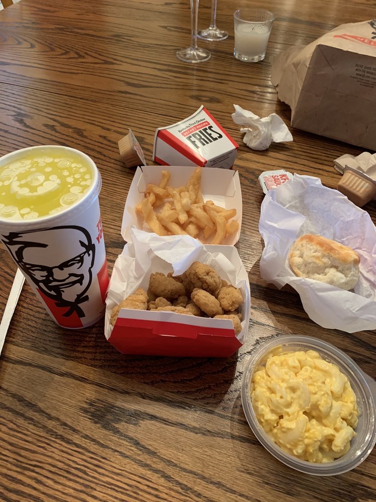 KFC - Updated March 2025 - 19 Photos & 63 Reviews - 3277 Lawrenceville ...
