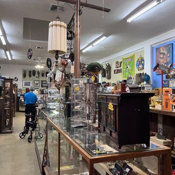 MERCED ANTIQUE MALL - Updated November 2025 - 69 Photos & 46 Reviews ...