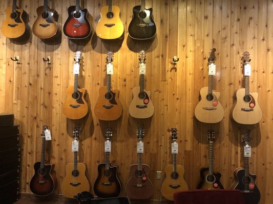 GUITAR CENTER - Updated November 2024 - 12 Photos & 39 Reviews - 4600 ...