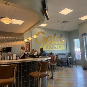 GOLD BURGER DINER - Updated July 2025 - 140 Photos & 112 Reviews - 109 ...