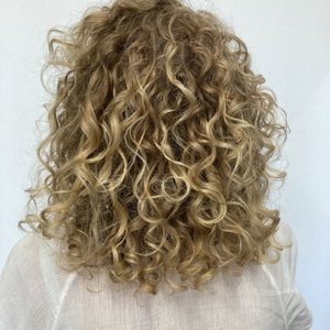 RADICALLY CURLY - 137 Photos & 148 Reviews - Hair Extensions - 600 S Green Valley Pkwy ...