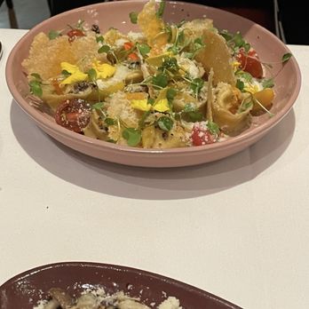 SASSETTA - Updated August 2025 - 159 Photos & 85 Reviews - 1530 Main St ...