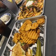 THE DERBY ROOM - 304 Photos & 309 Reviews - Horse Racing - 3230 Hamner ...