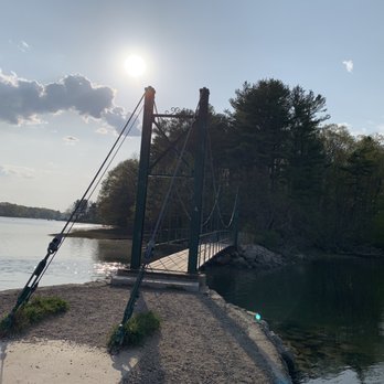 WIGGLY BRIDGE - Updated January 2026 - 93 Photos & 26 Reviews - 30 ...