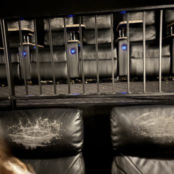 CMX CINEMAS - COUNTRYSIDE 12 - Updated July 2025 - 105 Photos & 120 ...