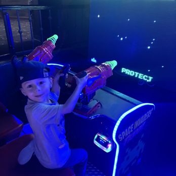 OAK TREE LANES BOWLING AND SPORTS BAR - Updated October 2025 - 116 ...