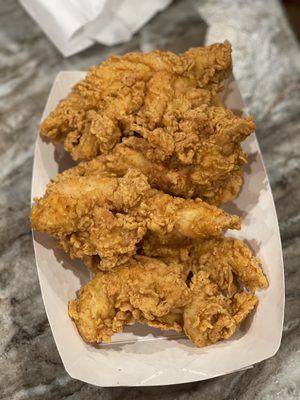 SAROKI’S CRISPY CHICKEN & PIZZA - Updated May 2024 - 59 Photos & 37 ...