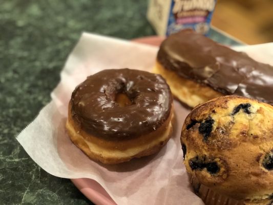 HAPPY DONUTS - 111 Photos & 274 Reviews - Donuts - 3801 24th St, San ...