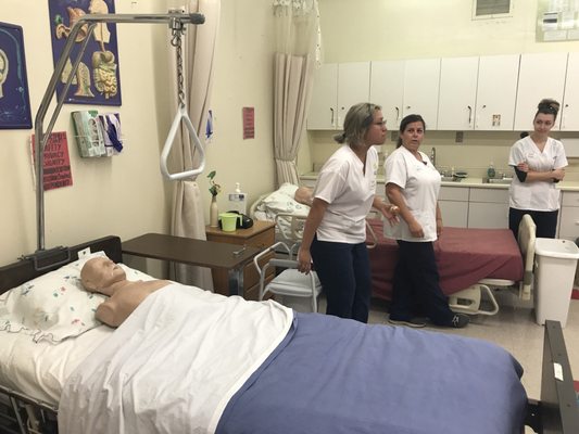 WEST VALLEY OCCUPATIONAL CENTER - Updated August 2024 - 95 Photos & 44 Reviews - 6200 Winnetka ...