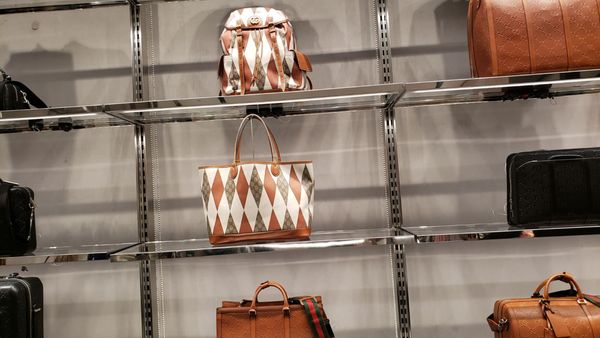 GUCCI OUTLET - Updated September 2025 - 48 Photos & 78 Reviews - 1700 ...