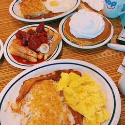 IHOP - Updated October 2024 - 195 Photos & 300 Reviews - 950 E Madison ...