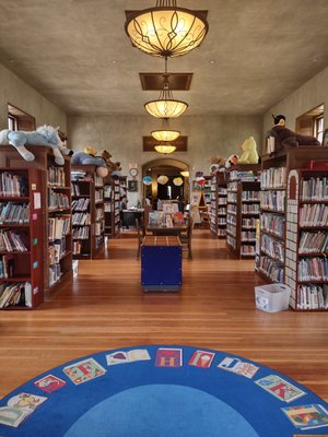 AMES FREE LIBRARY - Updated November 2025 - 53 Main St, North Easton ...