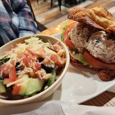 M&J CAFE - Updated February 2026 - 33 Photos - 1212 Bath Ave, Ashland ...