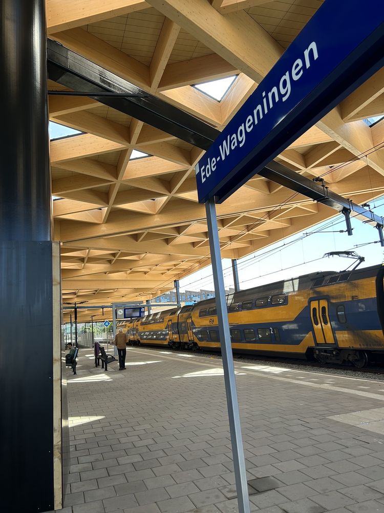 STATION EDE-WAGENINGEN - Updated June 2025 - Stationsplein 6, Ede ...