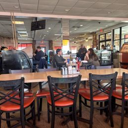 SQUEAKY RAIL DINER - Updated July 2025 - 65 Photos & 99 Reviews - 505 N ...