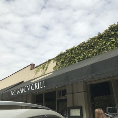 THE RAVEN GRILL - 154 Photos & 378 Reviews - 1916 Bissonnet St, Houston ...
