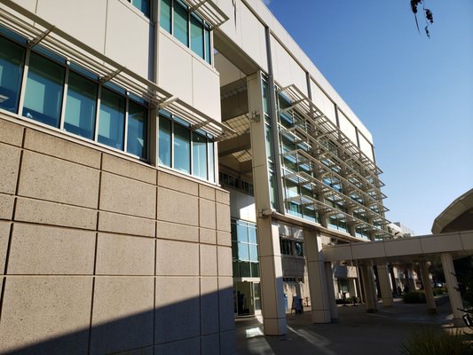 UC DAVIS MEDICAL CENTER - 235 Photos & 311 Reviews - 4301 X St ...