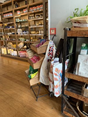 SCARECROW - Updated June 2024 - 142 Photos & 39 Reviews - 33 Victoria ...