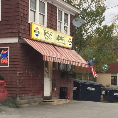 TESS’ MARKET - Updated December 2025 - 20 Reviews - 54 Pleasant St ...