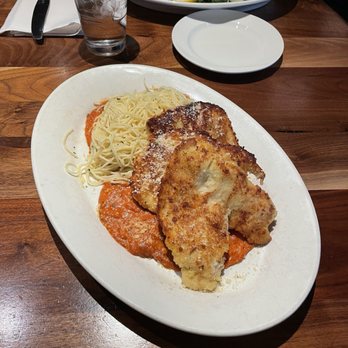 CAP CITY FINE DINER AND BAR - Updated November 2024 - 683 Photos & 830 ...