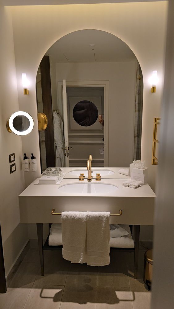 ALBERGO AMBASCIATORI - Updated August 2025 - 29 Photos - Via Vittorio ...