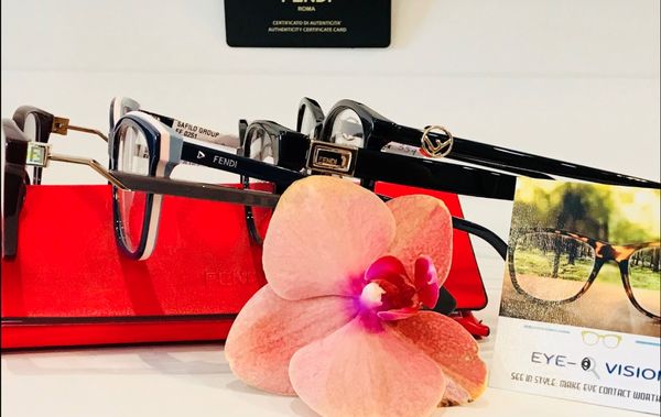 EYE-Q VISION - Updated December 2025 - 32 Photos - 3087 Dundas Street W ...