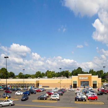 The Best 10 Shopping Centers near Philadelphia International Airport ...