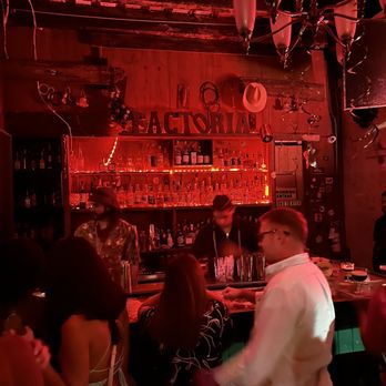 LA FACTORÍA - Updated July 2024 - 888 Photos & 672 Reviews - Calle San ...