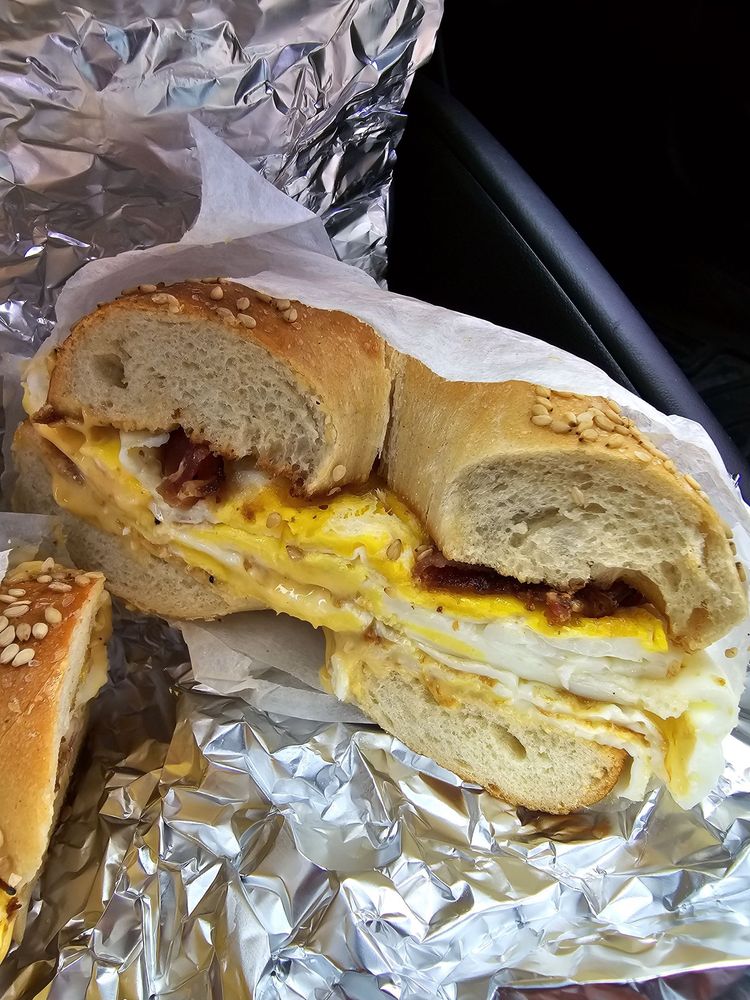 MONTROSE DELI - Updated December 2025 - 23 Photos & 38 Reviews - 4 ...