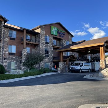 HOLIDAY INN EXPRESS & SUITES CUSTER - Updated August 2025 - 58 Photos ...