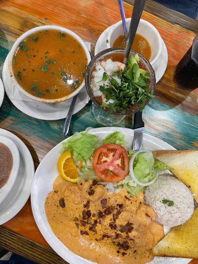 MUELLE 37 - 62 Photos & 21 Reviews - 1000 N Cage Blvd, Pharr, Texas ...