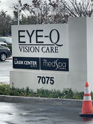 EYE-Q VISION CARE - FRESNO - Updated May 2025 - 52 Photos & 170 Reviews - 7075 N Sharon Ave ...
