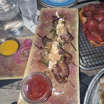 WHITE RABBIT GASTROPUB - Updated July 2025 - 795 Photos & 933 Reviews ...