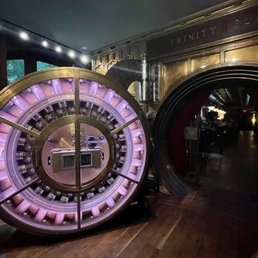 TRINITY PLACE - Updated December 2025 - 556 Photos & 471 Reviews - 115 ...