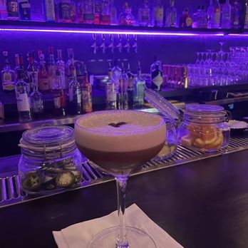 EVERYTHING’S JAKE NYC BAR & LOUNGE - Updated June 2025 - 86 Photos & 30 ...