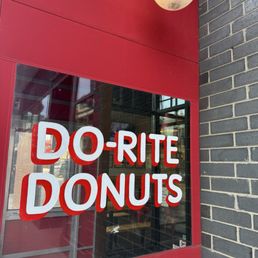 DO-RITE DONUTS & CHICKEN - Updated December 2025 - 284 Photos & 197 ...