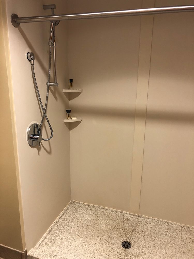 MACDILL INN - 58 Photos & 20 Reviews - 7637 Bayshore Blvd, MacDill AFB ...