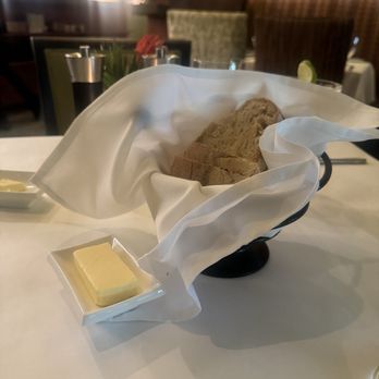 FAT CANARY - Updated December 2025 - 472 Photos & 562 Reviews - 410 W ...