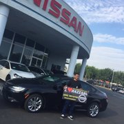 RAZZARI NISSAN - Updated January 2026 - 33 Photos & 77 Reviews - 1675 ...