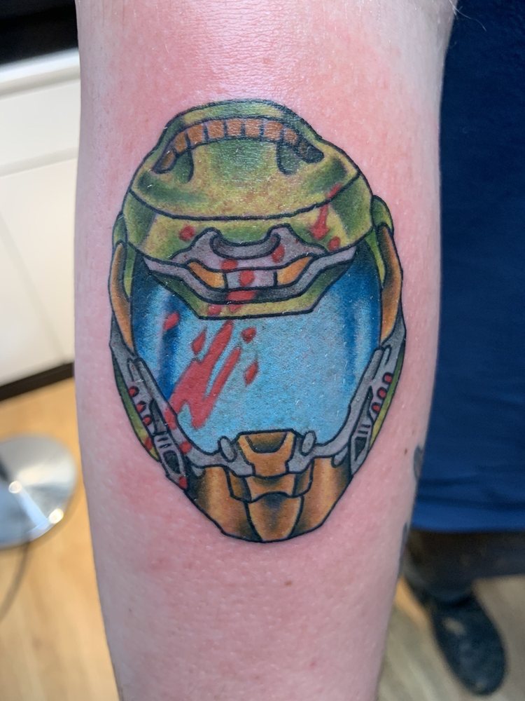 ARTRAGEOUS INK - 29 Photos & 13 Reviews - 1035 Main St, Green Bay ...