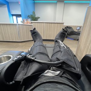 UFC FIT SAN JOSE - OAKRIDGE MALL - 48 Photos & 18 Reviews - Gyms - 5540 ...