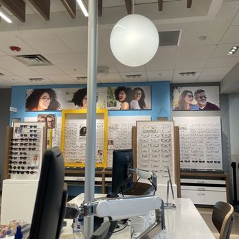 WALMART VISION CENTER - Updated December 2025 - 7800 Northwest Expy ...