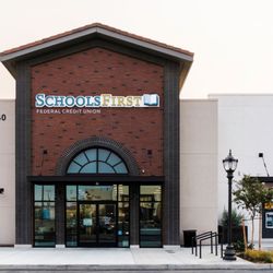 SCHOOLSFIRST FEDERAL CREDIT UNION - 32 Reviews - 3640 Crocker Dr ...