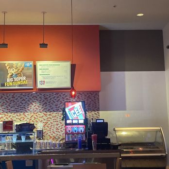 MAIN EVENT WARRENVILLE - Updated August 2024 - 147 Photos & 270 Reviews ...