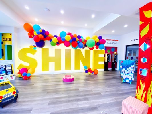 HOUSE OF SHINE - Updated March 2025 - 26 Photos - 334 S Barton St ...